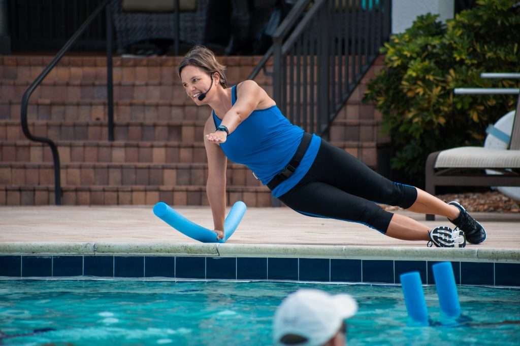 12 Ways To Plank - Wavemakers | Water Exercise Coach